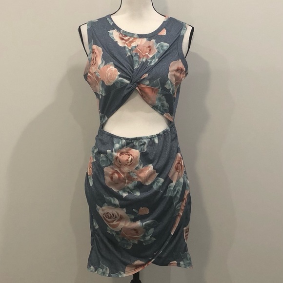 Dresses | Floral Open Middle Dress | Poshmark